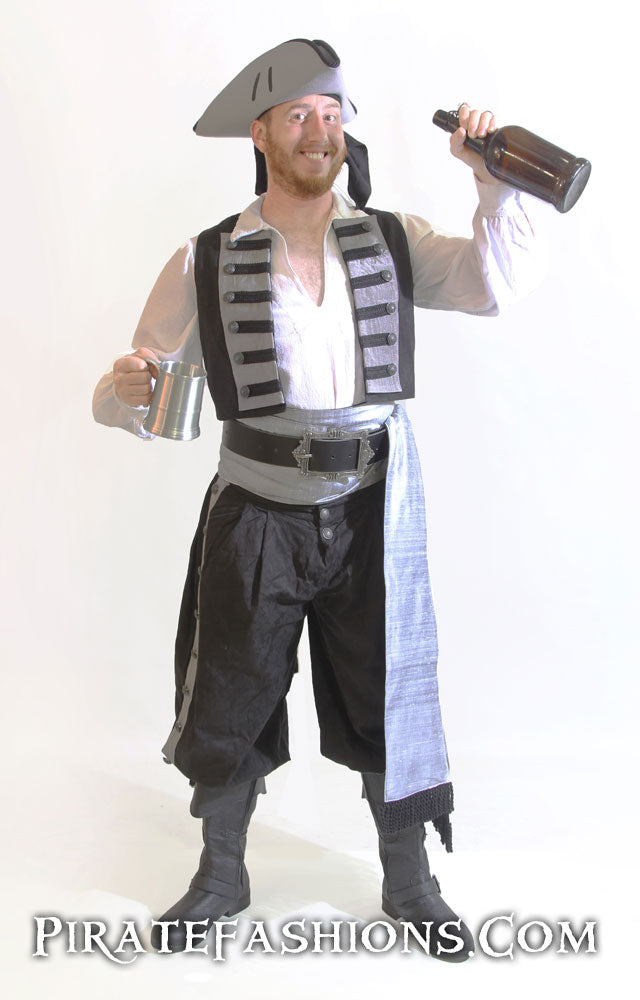 Late Pirate Era Outfit - Pirate Fashions