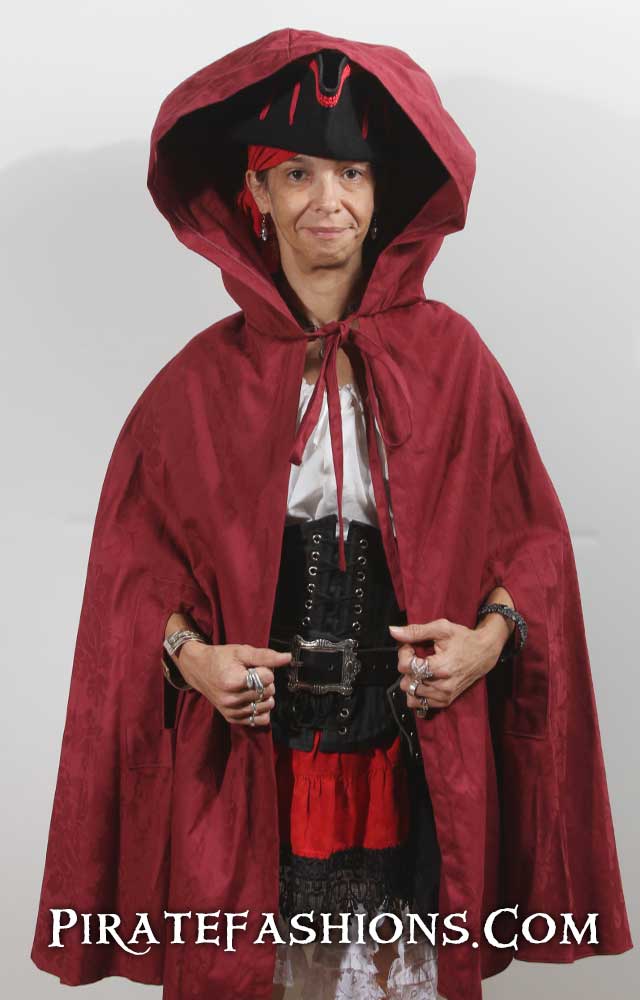 Cloak N Cape fer Pirate N Wench - Pirate Fashions